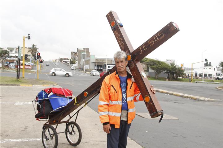 WATCH: No cross too heavy to bear as Patrick walks for the love of ...