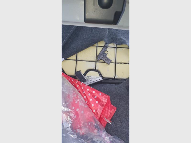 Ten arrested after Harding shoot-out | South Coast Herald
