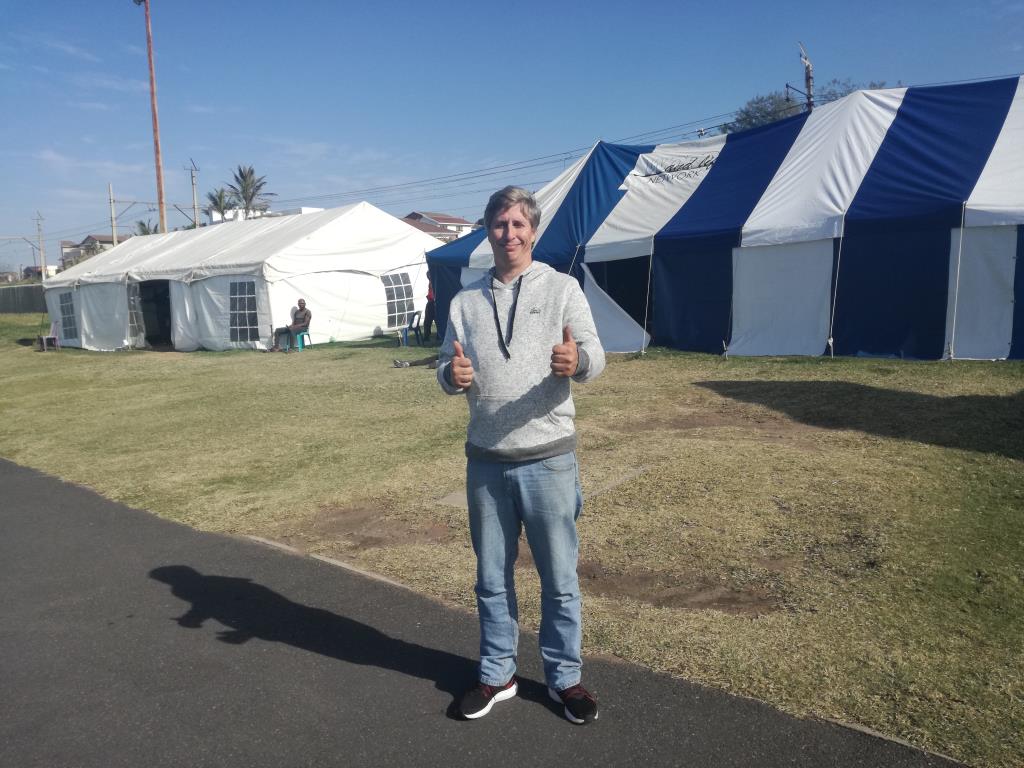 Pastor helps the homeless at Park Rynie beach campsite | South Coast Herald