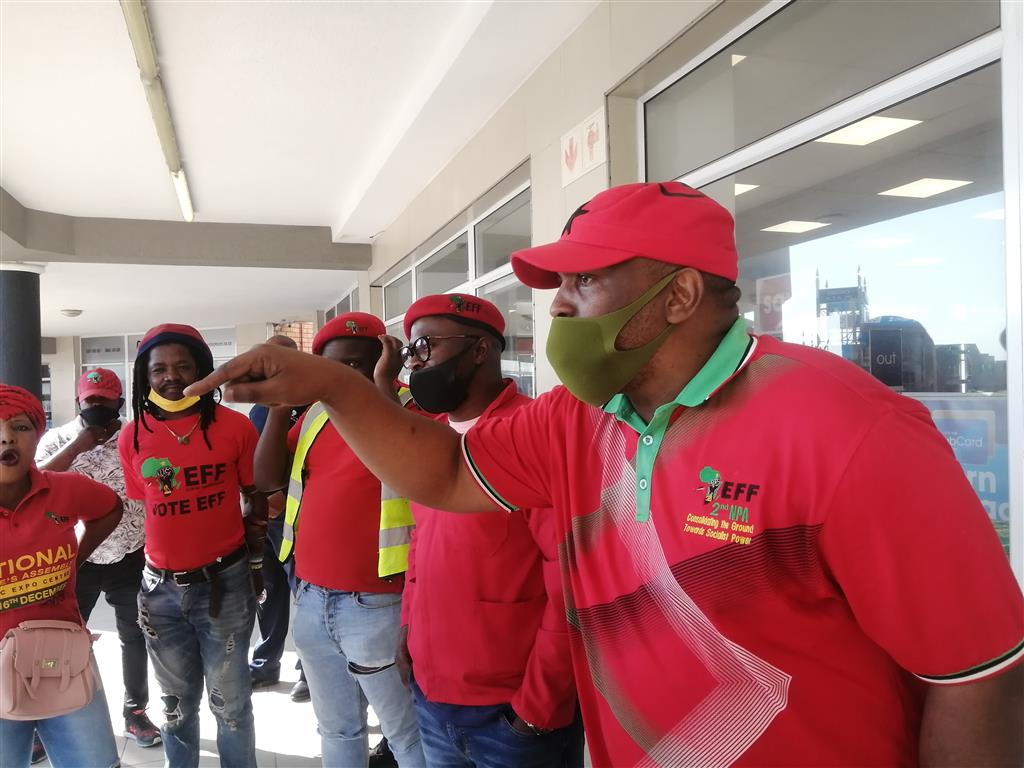 South Coast EFF joins in shutdown of Clicks stores | South Coast Herald