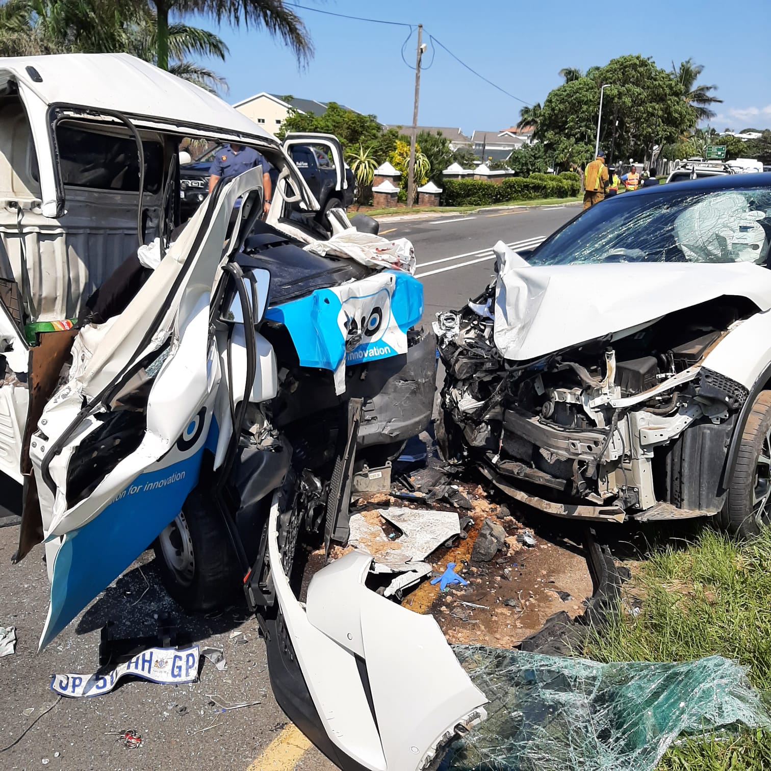 Head-on collision in Shelly Beach leaves one seriously injured | South ...