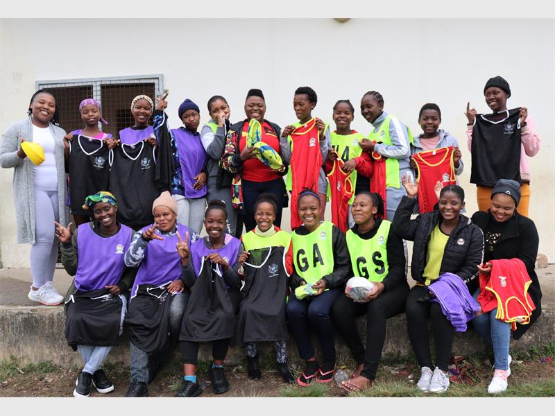 Gamalakhe netball team receives donation | South Coast Herald