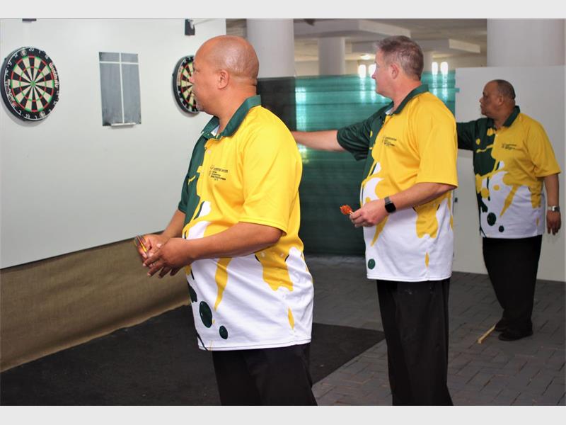 Darts champs on the go | South Coast Herald