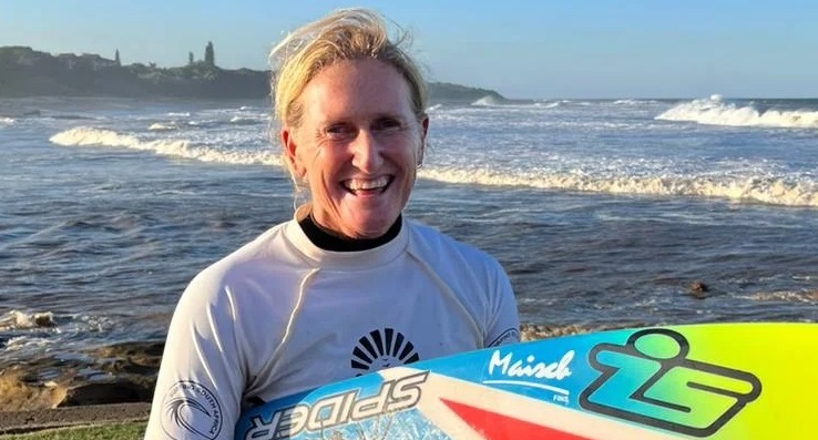 SA Surfing Champs: Ugu's Heather Clark makes her way to Sunday's final ...