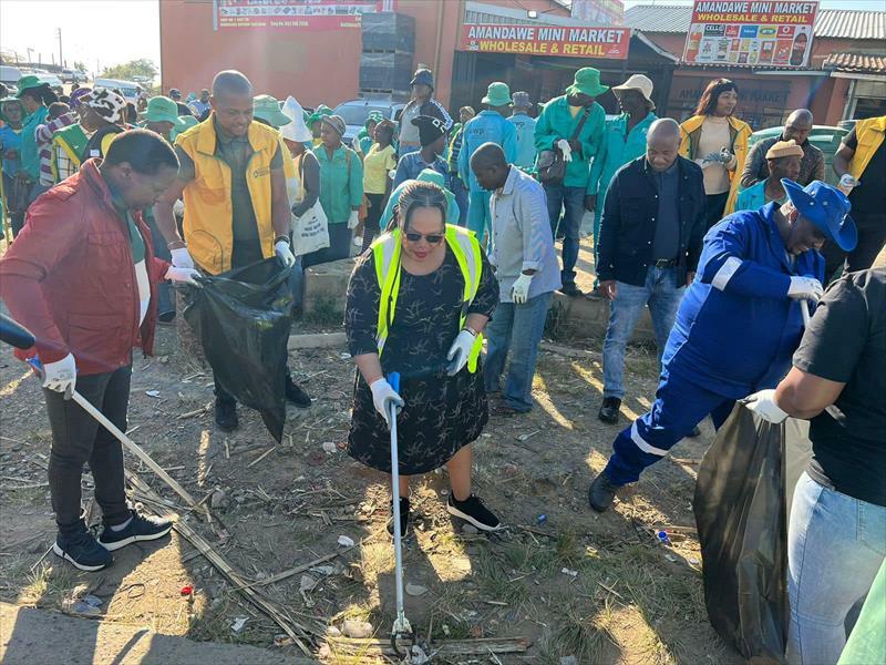 Umdoni and Ugu partner for Mandela Day | South Coast Herald