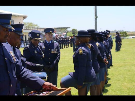 Long-serving police officers honoured | South Coast Herald