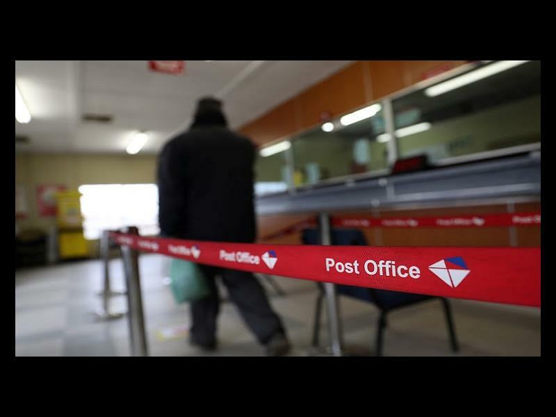 Post Office salary cuts condemned | South Coast Herald