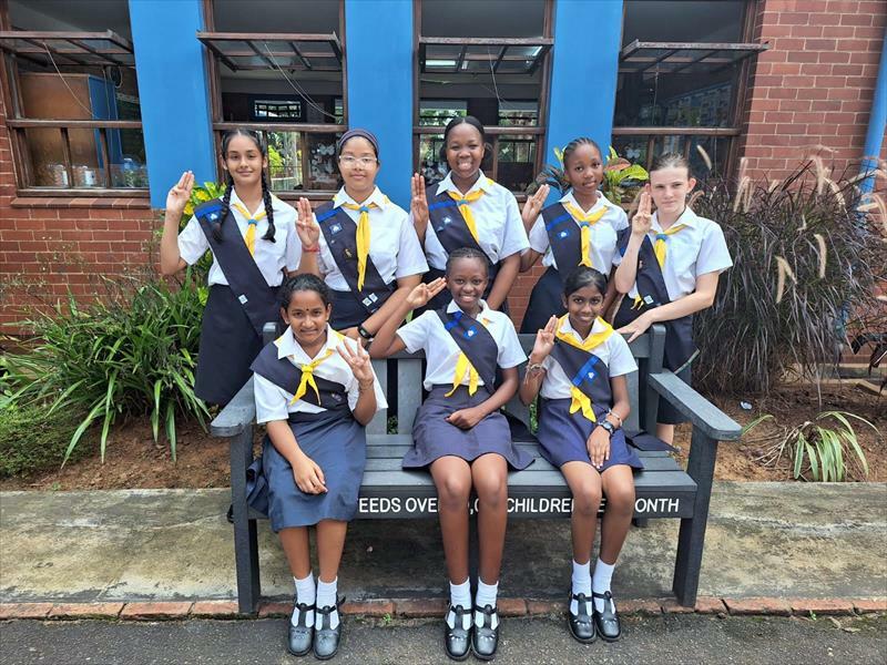 PS Senior Primary learns about Girl Guides | South Coast Herald