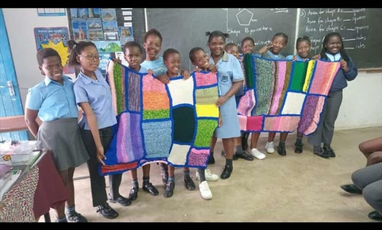 Friday clubs start at Hlanganani | South Coast Herald