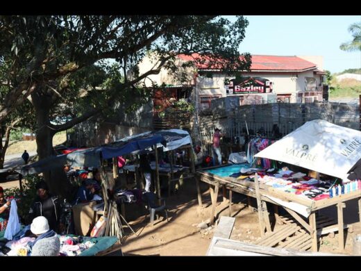 Concerns over vendors' shelters at Margate rank | South Coast Herald