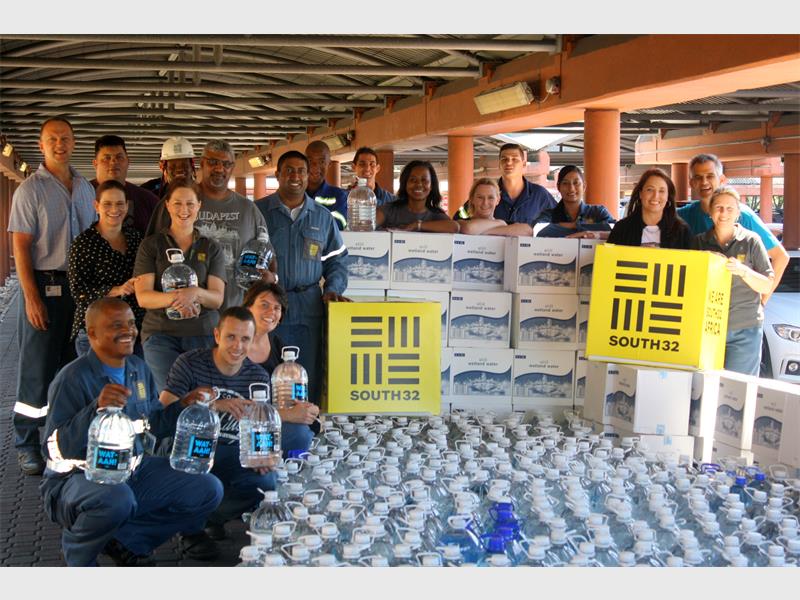 Employees splash out on water collection | Zululand Observer