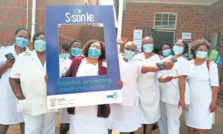 Frontline workers vaccinated | Zululand Observer