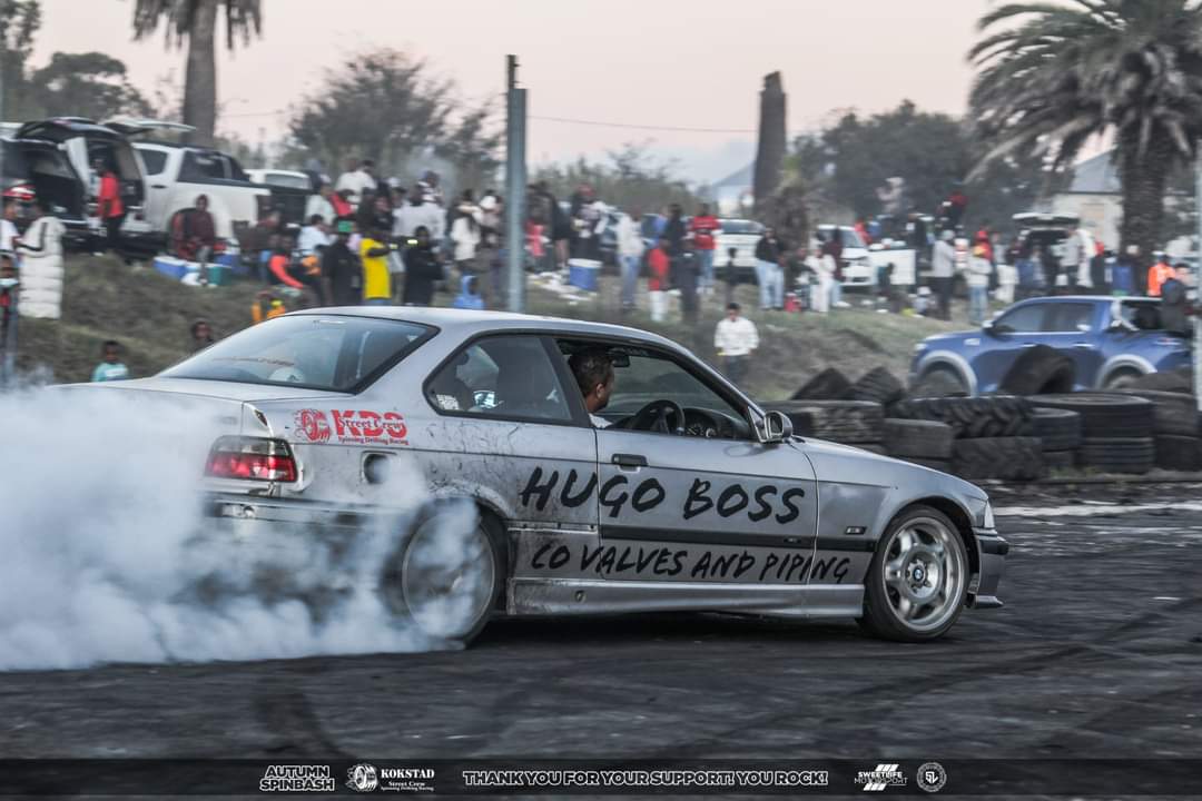 Spinning, pops and bangs at Richards Bay oval track | Zululand Observer