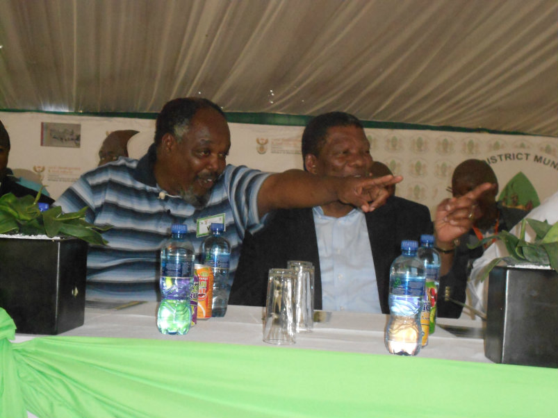 UNgqongqoshe uNkwinti uzifikele mathupha kwaMaphumulo | Eyethu News