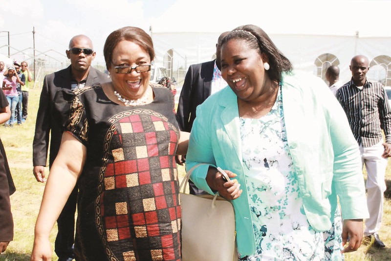 Kwethulwe uhlelo lokwandisa amathuba emisebenzi eMajuba | Eyethu News