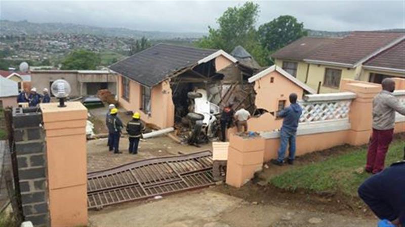 EZINGENA MANJE: Sekushone omunye umfundi kwabengozi yase Fezokuhle ...