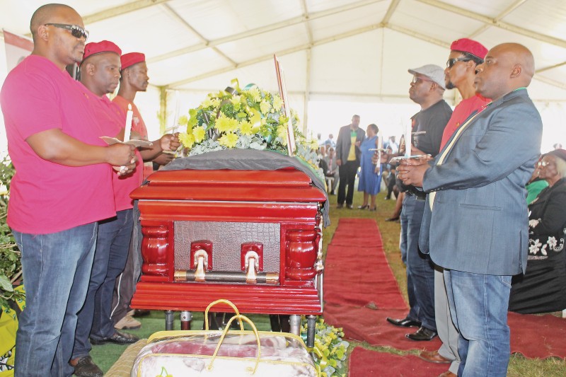 'Gxilani ebhayibhelini' - kutshelwa abaholi bamasonto | Eyethu News