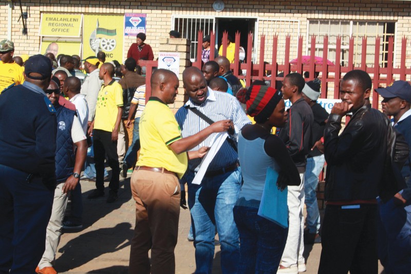 KUXABENE UBENDLE EMBUTHWENI WE-ANC EMALAHLENI | Eyethu News