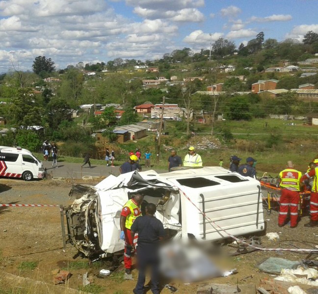 Kushone oyedwa kupheduka imoto eHenly | Eyethu News