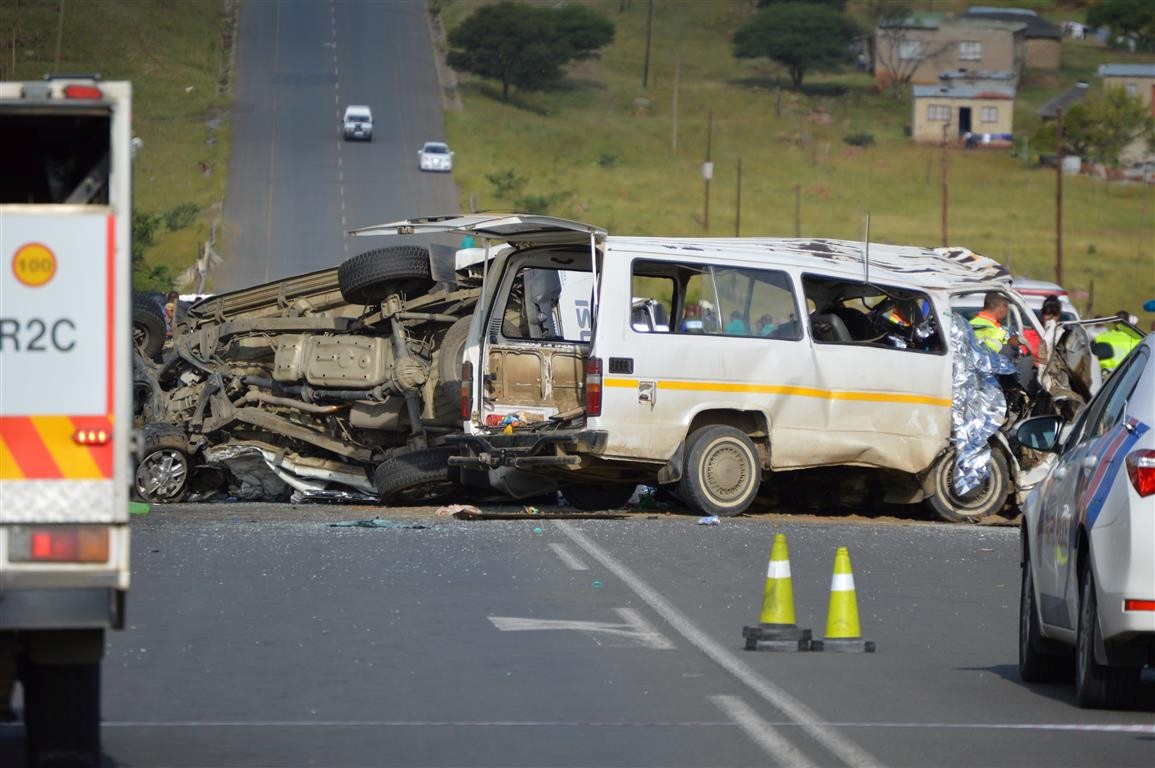 Umbhikisho emva kwengozi edlule naba-9 eMnambithi | Eyethu News