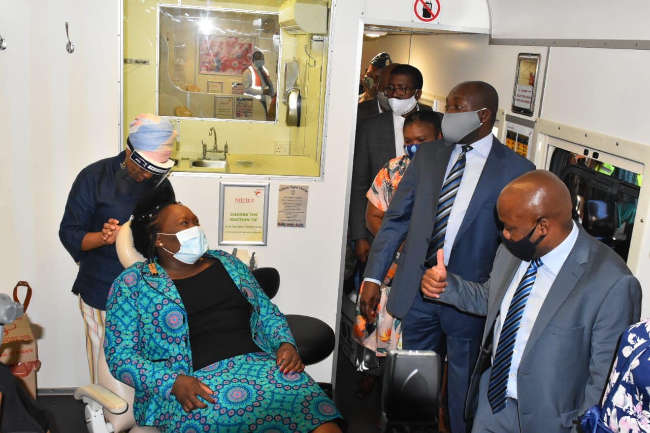 Kwethulwe umtholampilo iTransnet-Phelophepa ePhoenix | Eyethu News