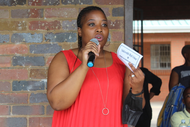 Abakhulume abafundi ababhekene nobunzima | Eyethu News