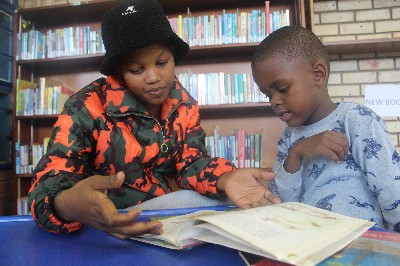 Kugqugquzelwa ukukwazi ukufunda nokubhala | Eyethu News