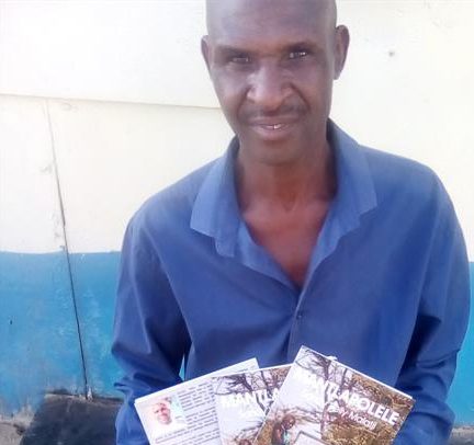 Mayibuye author shares his first book | Midrand Reporter
