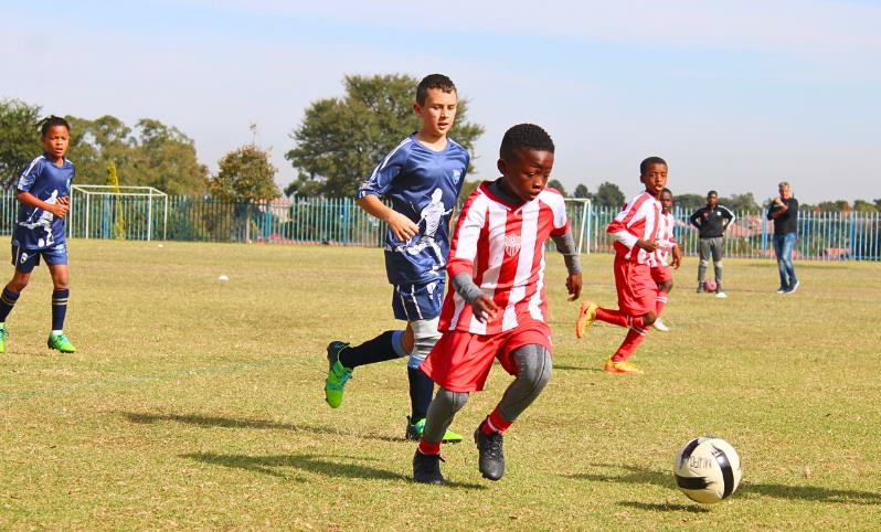 Midrand United gets a league match walk-over victory but loses friendly ...