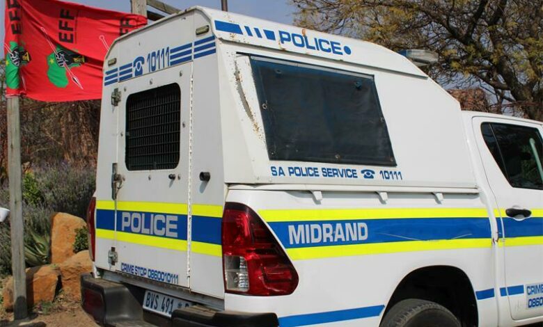 Man killed in a hail of bullets in Noordwyk’s Liebenberg Road ...