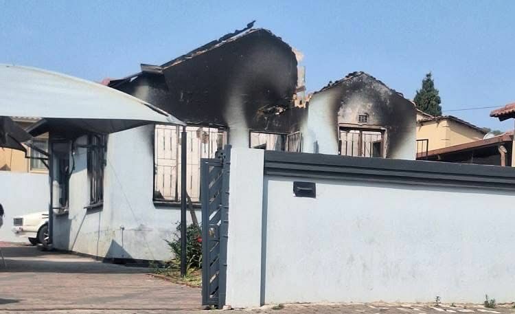 Eqinisweni teacher loses son in fire at their home | Midrand Reporter