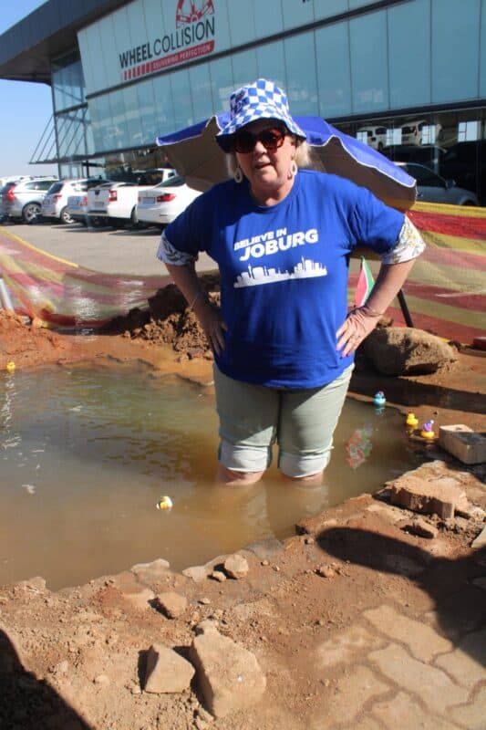 Councillors slam Joburg Water delays over water leak threatening ...