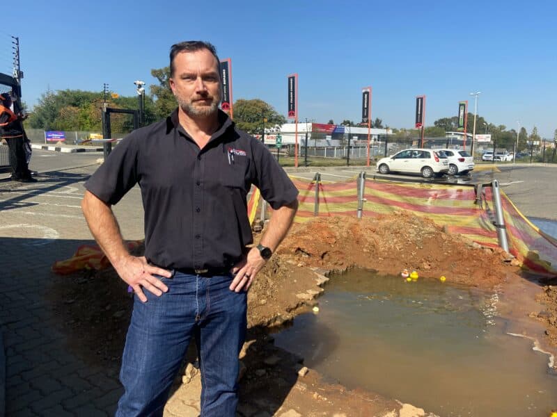 Councillors slam Joburg Water delays over water leak threatening ...