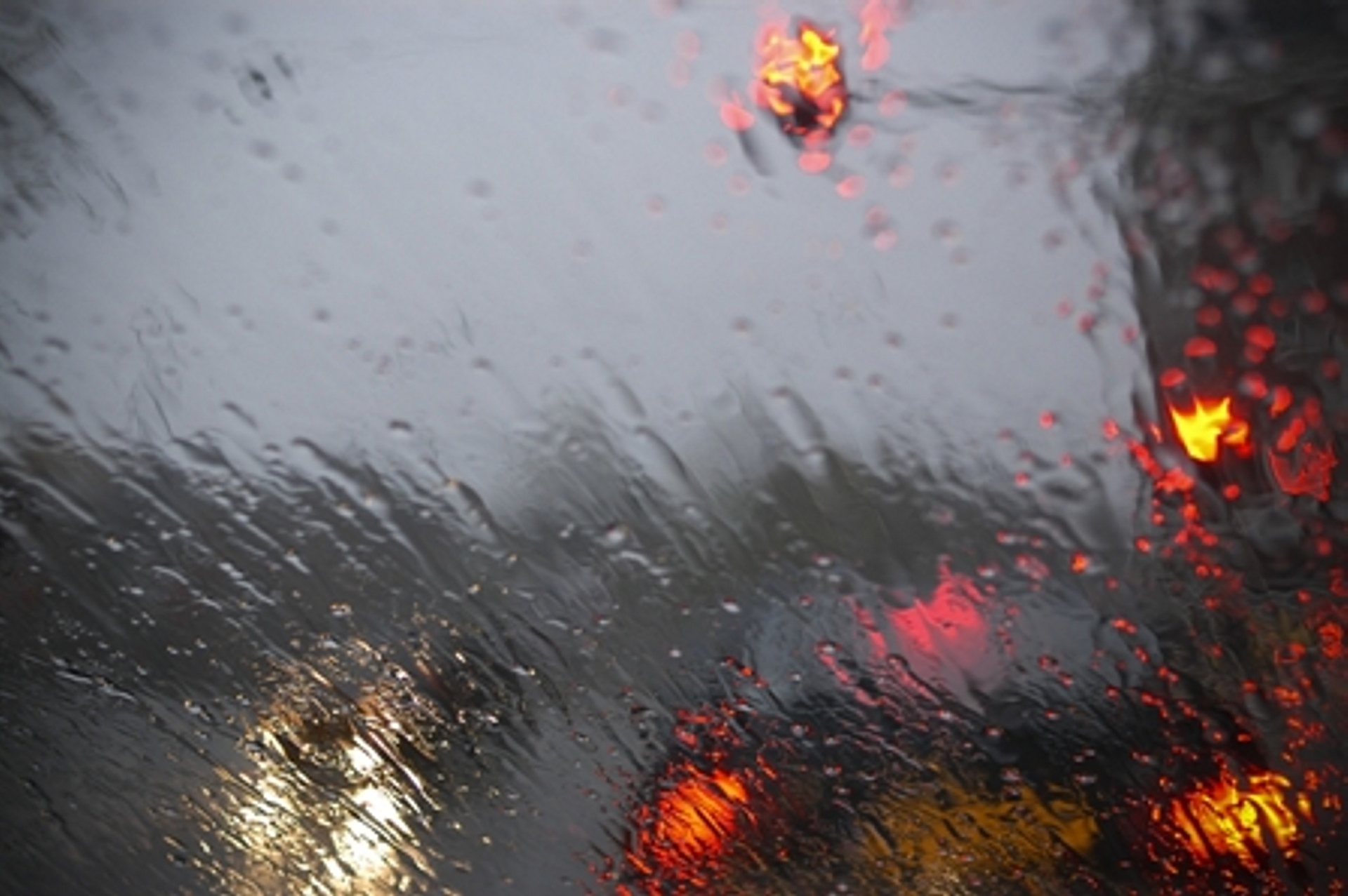 MUST READ: Top tips for safe driving in wet weather | Northern Natal News