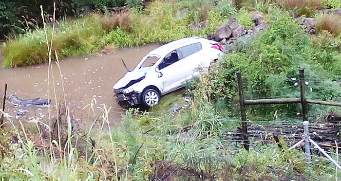Four injured as car rolls down embankment | Northern Natal News