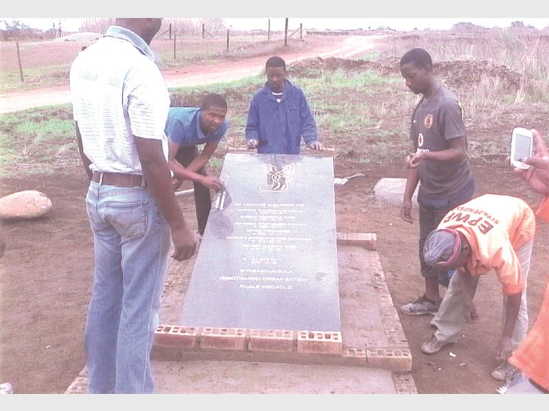 Sinothando reaches out | Northern Natal News