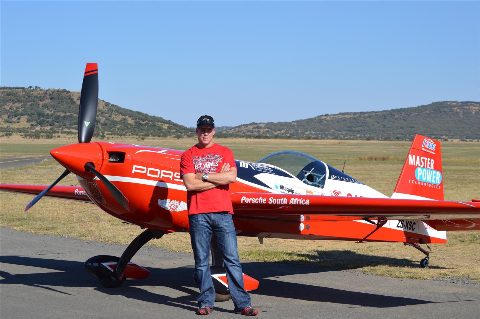 Dipping and diving in the skies above | Northern Natal News