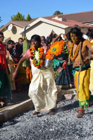 Fire-walking prayer at temple | Northern Natal News