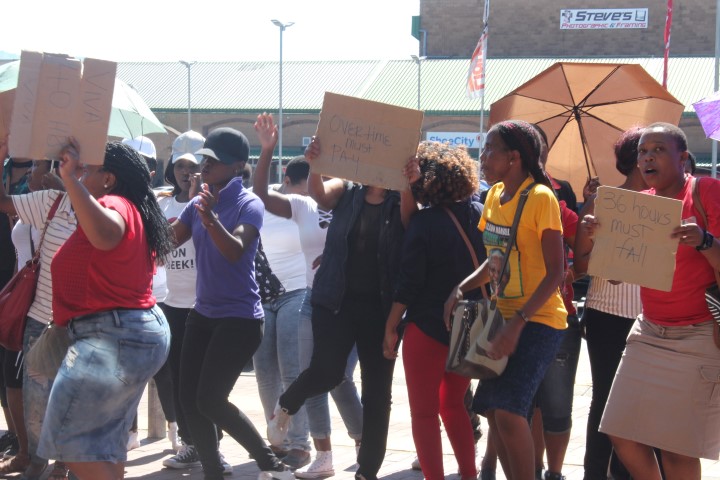 JUST IN: Nationwide Shoprite strike hits Village Walk in Newcastle ...