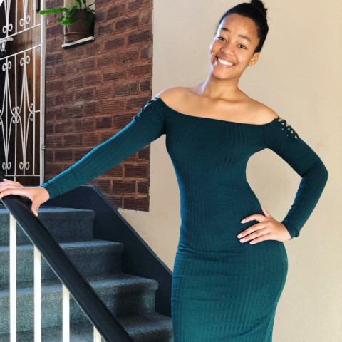 Nosipho blazes through Idols competition | Northern Natal News