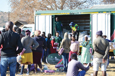 GALLERY: A helping hand for Mimosadale and Mshayazafe | Northern Natal News