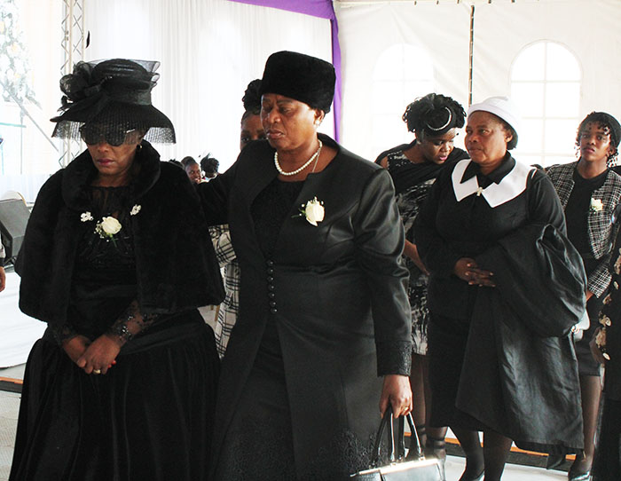 Deputy Minister Chikunga’s family laid to rest | Northern Natal News