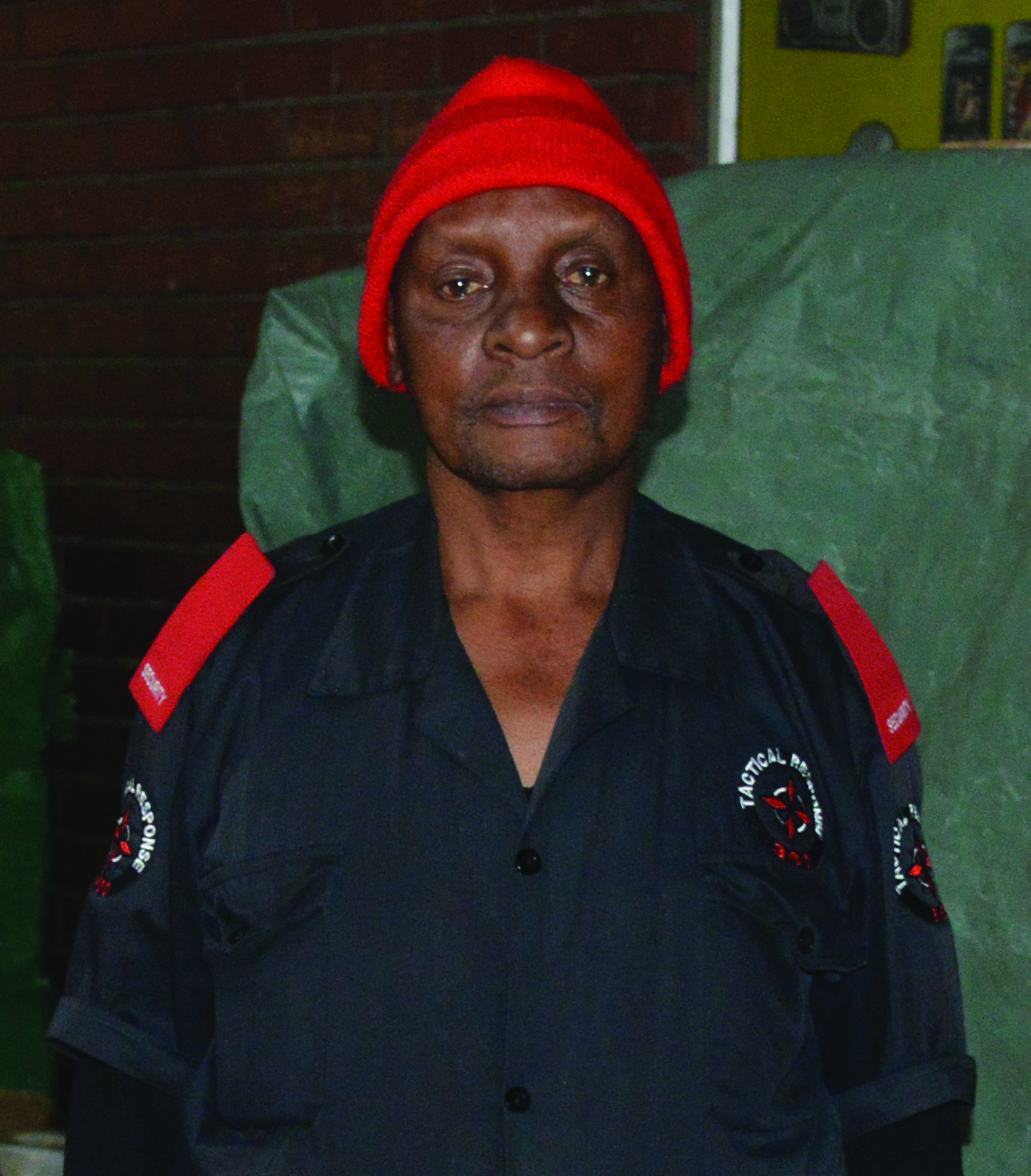 Brave security guard helps put out fire at pizza shop | Northern Natal News