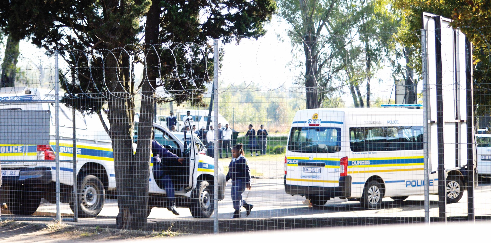 SAPS at Dundee Secondary following learners' protest | Northern Natal News