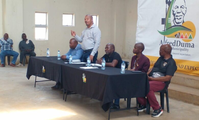 Mayor introduces contractors to the community | Northern Natal News