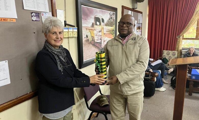 VHS bids farewell to Mr Dlamini | Northern Natal News