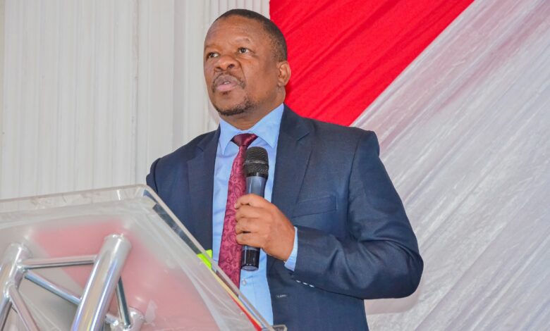 uThukela offers financial assistance to students | Northern Natal News