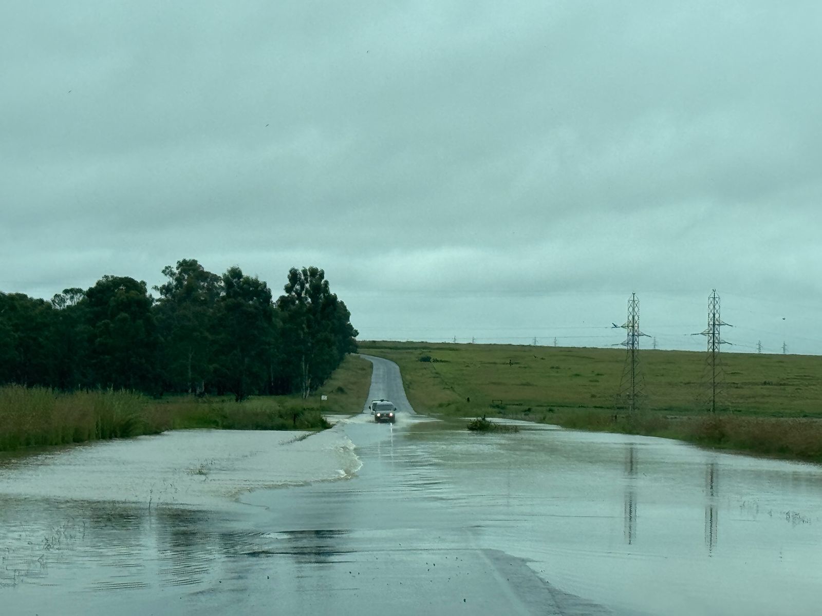 Continuous heavy rain leads to flooding in Endumeni area | Northern ...