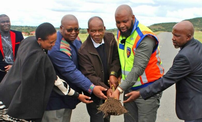 Half-a-billion to refurbish P32 road in Ekuvukeni | Northern Natal News