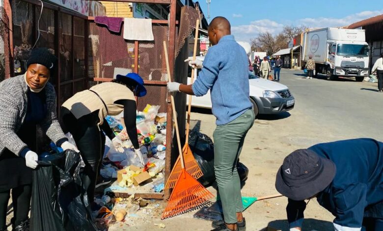 Okhahlamba Municipality leads clean-up drive in Bergville | Northern ...